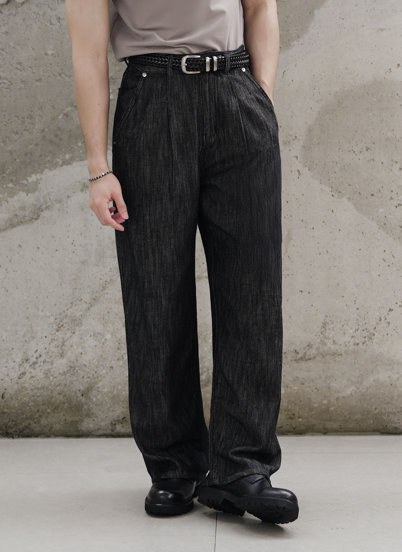 BOBBY JEANS – Dandy Cosmo